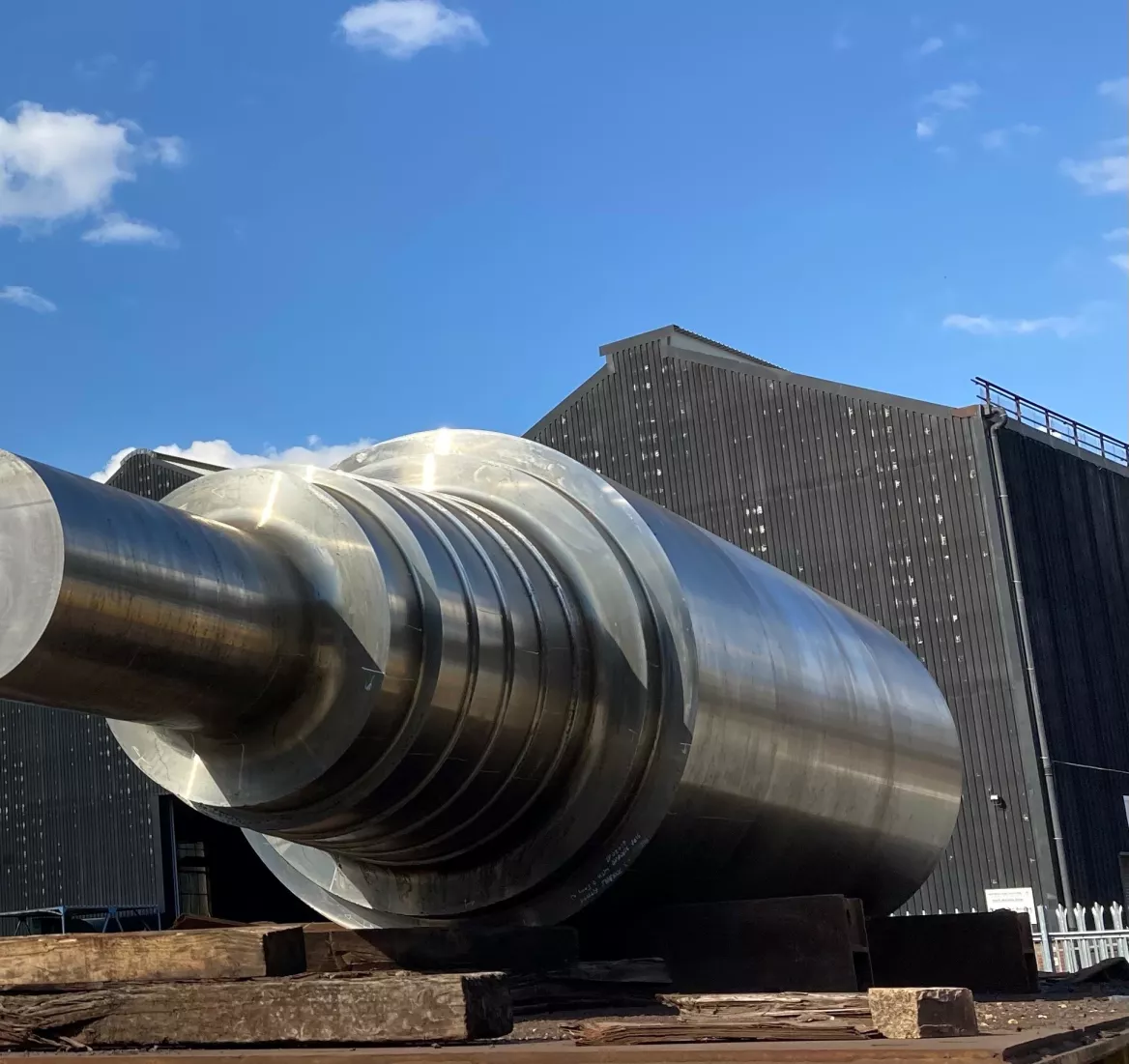 Giant rolls on order | Qimtek